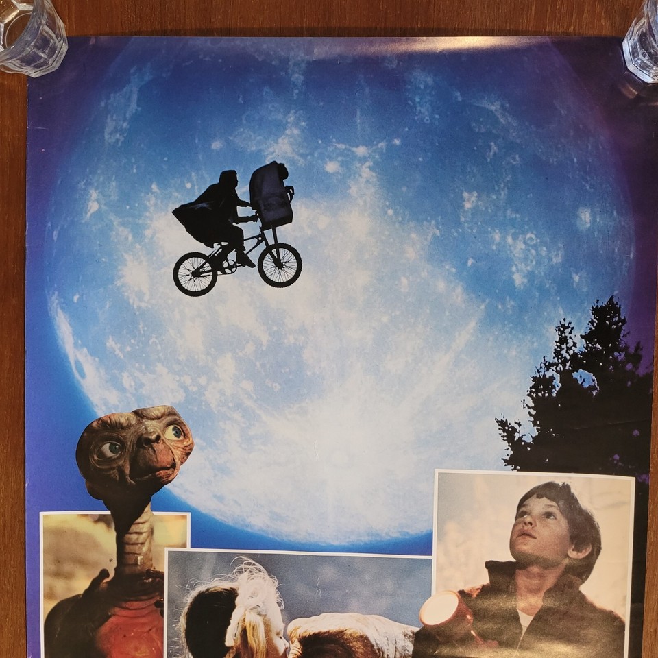 ET Movie Poster 26 x 19 Reeses Pieces Extra-Terrestrial Steven ...