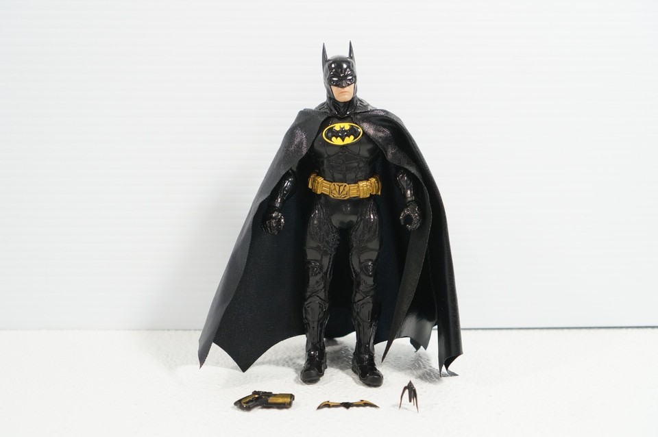 Mezco Sovereign Knight Batman Onyx Exclusive One:12 Exclusive Figure | eBay