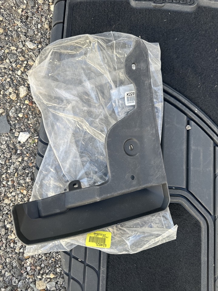 2020 - 2022 Toyota Corolla Splash Mud Guard Front Left Driver PK389 ...