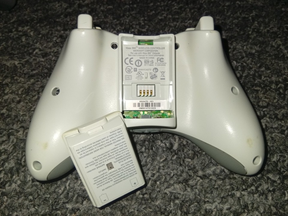 Xbox 360 S Slim 250GB Matte Black with Controller All Cables Charger ...