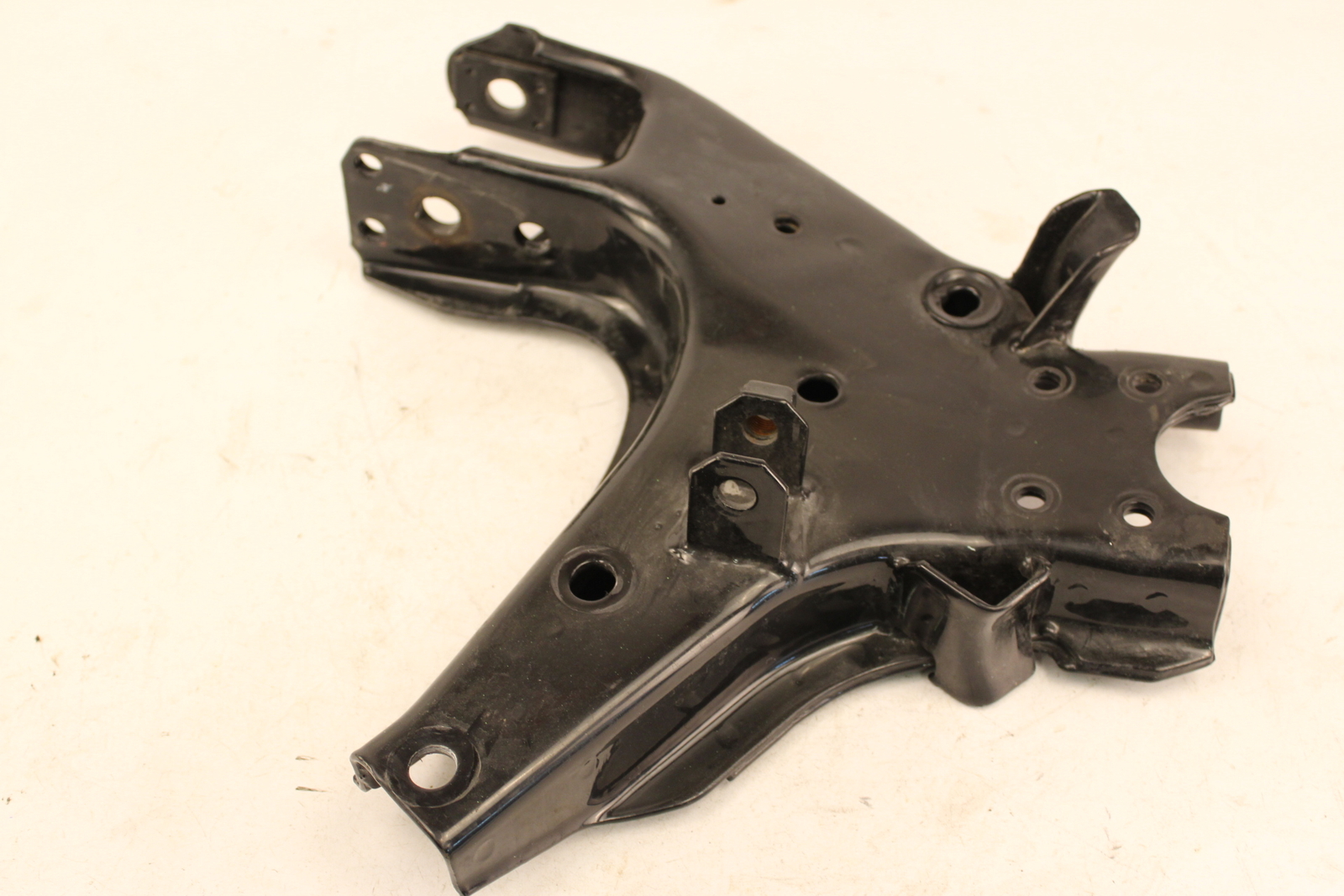 1994 nissan d21 hardbody pickup truck OEM FRONT LOWER RIGHT CONTROL A ...