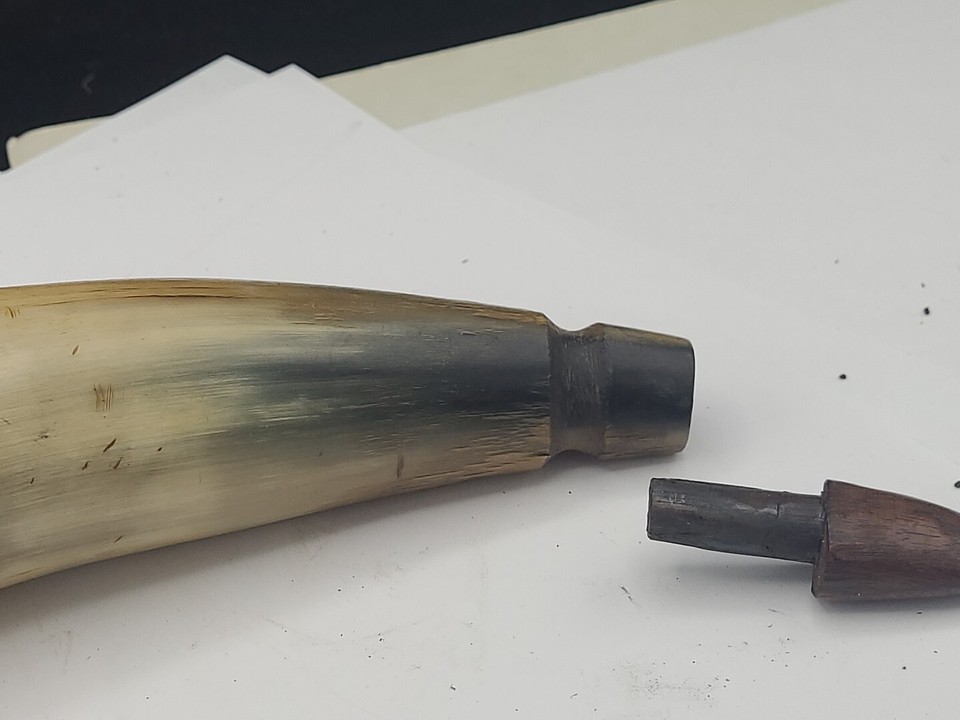 Vintage/Antique Powder Horn With A Horn Powder Measure A Screw is On ...