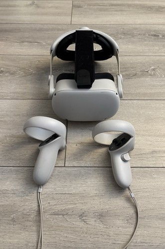 Oculus/Meta Quest 2 With Kiwi Headstrap (Original Box And Charger) | eBay