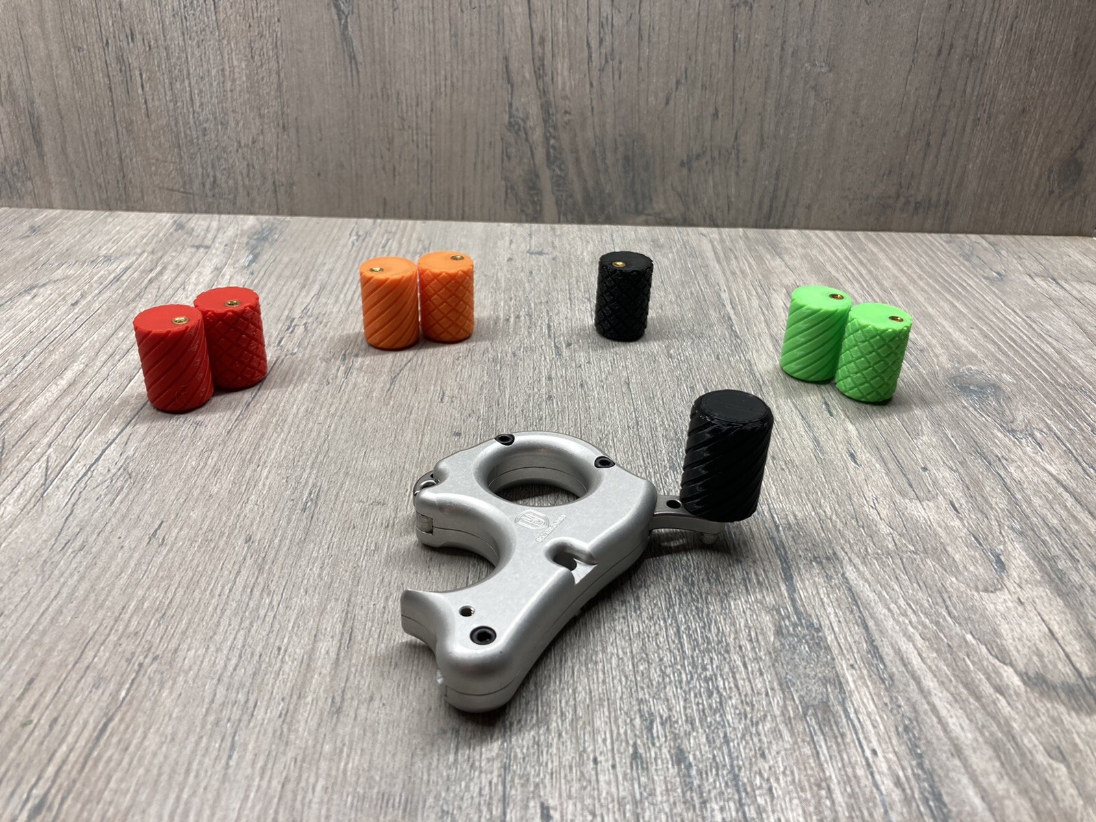 Nock On Silverback Custom Thumb Button Made By Outdoor Assassin | eBay