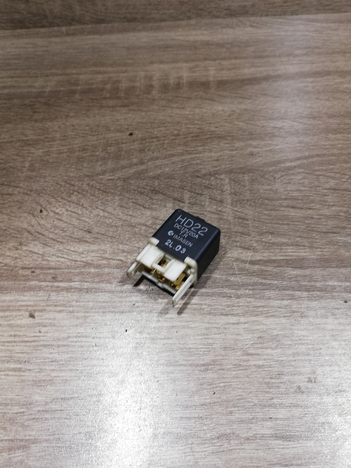 Mazda Relay Control Module Unit hd22 dc12v20a 2l03 | eBay