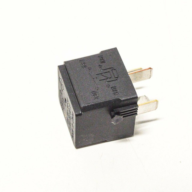 MB CLA W117 Relay A0009828023 Genuine for sale online | eBay