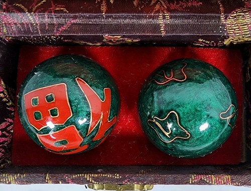 Baoding Health Balls Stress Therapy Musical Hand Exercise Red Green ...