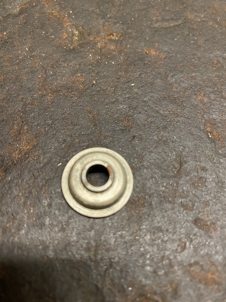 (YC8) Briggs and Stratton 23184 Valve Spring Retainer | eBay