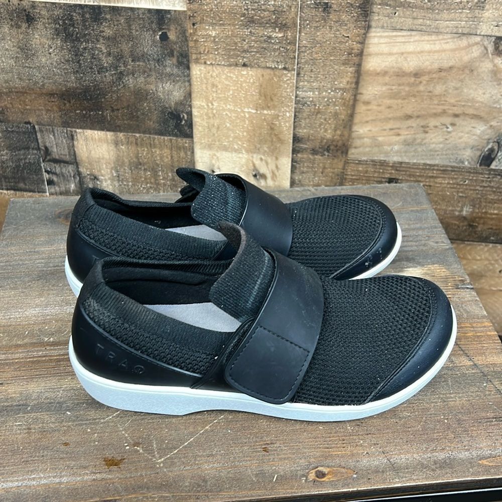 TRAQ by Alegria Qwik Smart Walking Shoe Women's Size … - Gem
