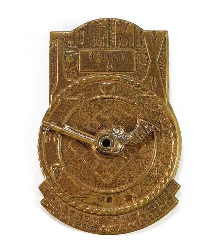 1941 Tom Mix Straight Shooter Six-Gun Decoder Badge Pin Vintage Radio ...