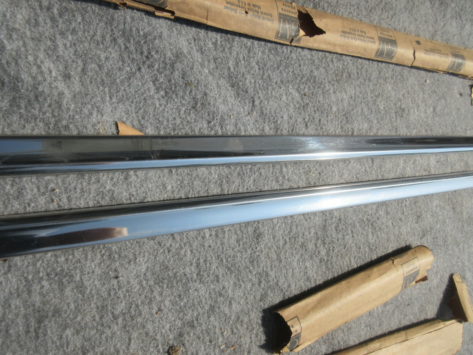 NOS 1956 CHEVY 2 DOOR TRIM MOLDINGS 56 | eBay