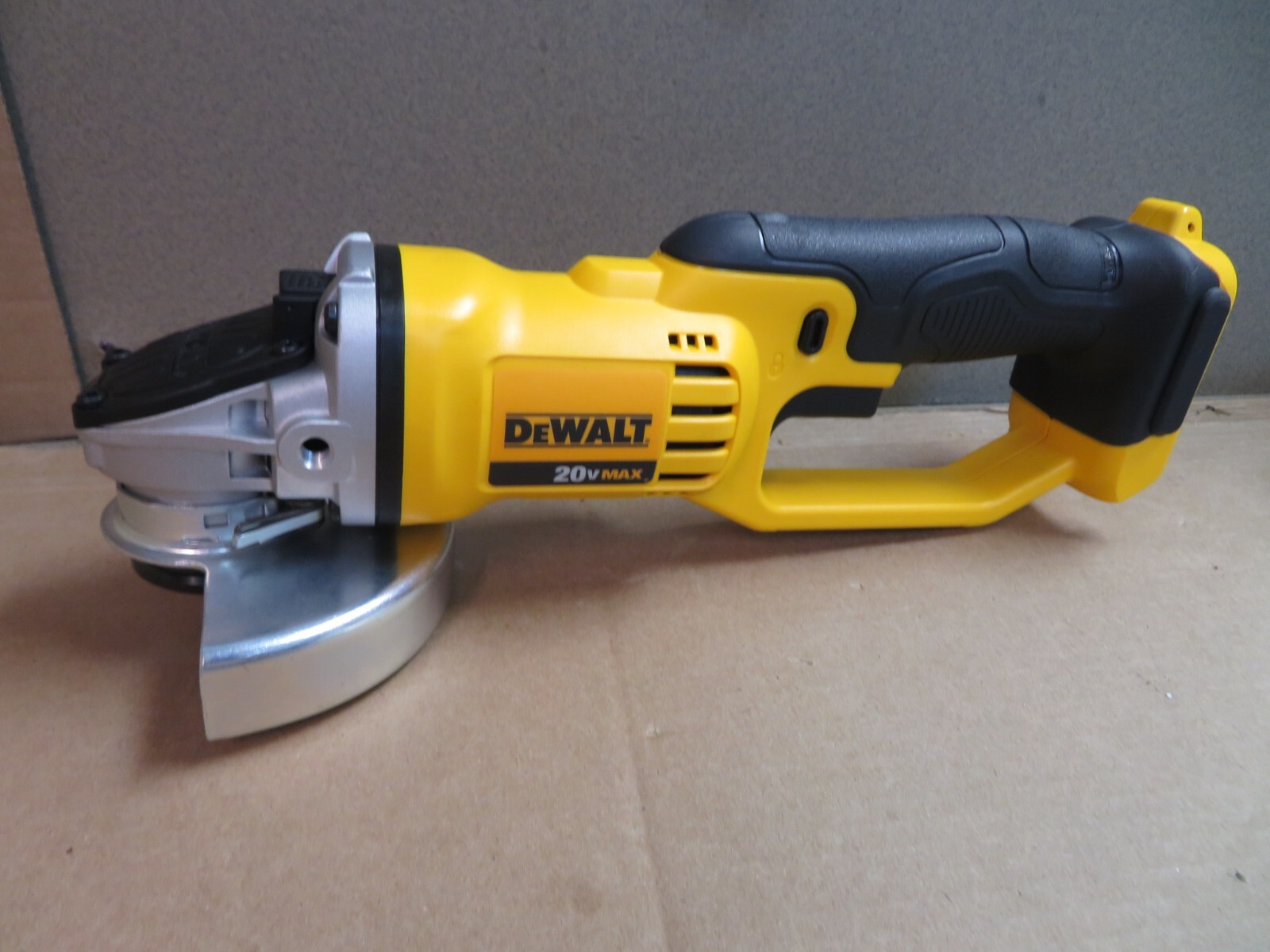 DEWALT DCG412B 20V 4 1/2" / 5" Cordless Angle Grinder (Tool Only) * | eBay
