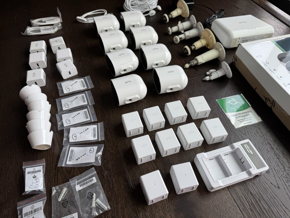 Jackpot! Arlo Pro 4 Wireless 8xCamera Mega Security System w Two Battery Charger | eBay