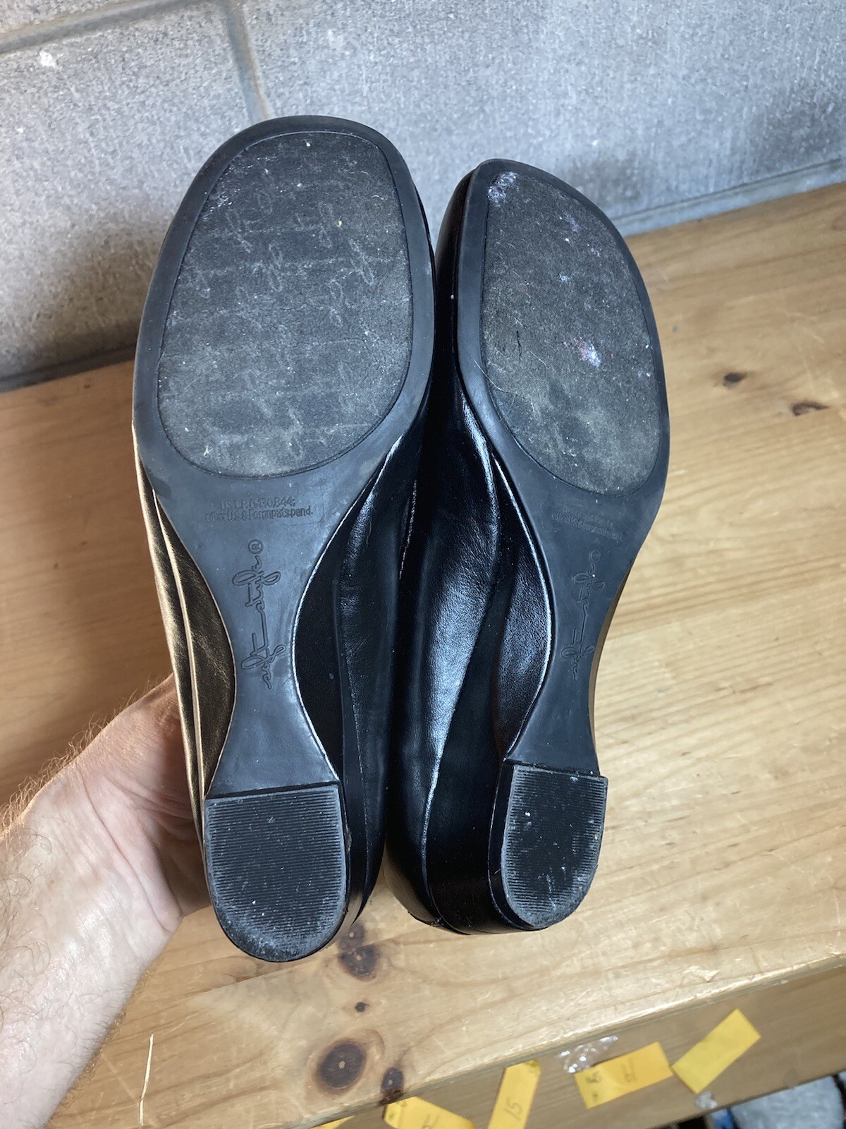 Womens Soft Style US Size 6 Black Leather Low Rise Heel Shoes Hush ...