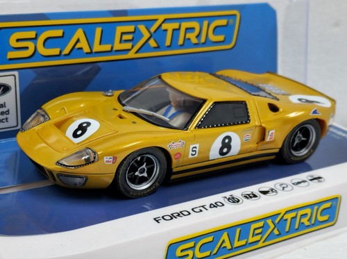 Scalextric C4495 Ford GT40 BOAC 500 1968 - Drury / Holland 1:32 Slot ...