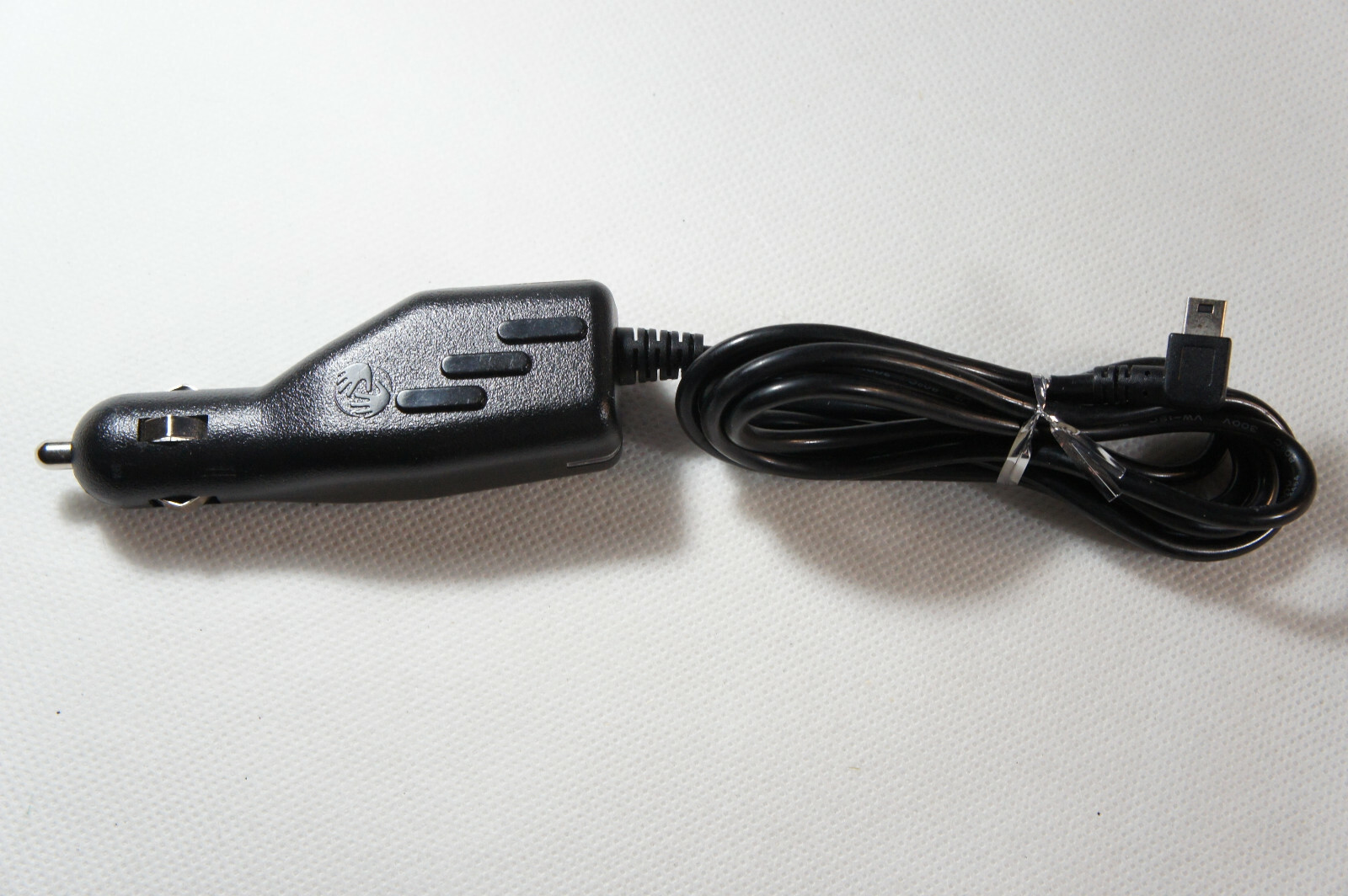 Genuine OEM TOMTOM GPS 4N01.006 5V 2A CAR Cigarette Lighter Power DC ...