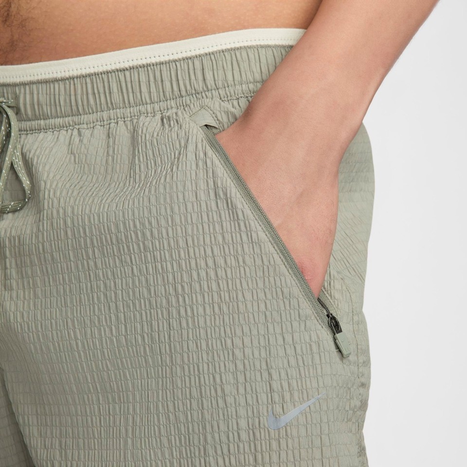 Nike Men's 5" Jade H Stride Running Division 2-in-1 Running Shorts ...
