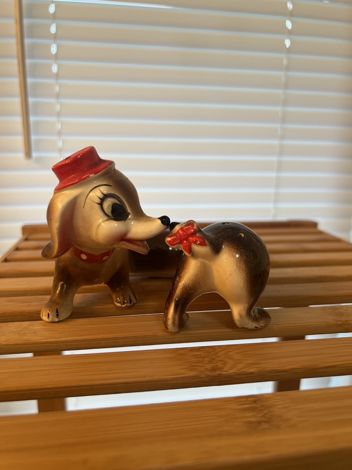 Vintage Hi Friend Weiner Dachshund Dog Hat Salt & Pepper Shakers Japan ...