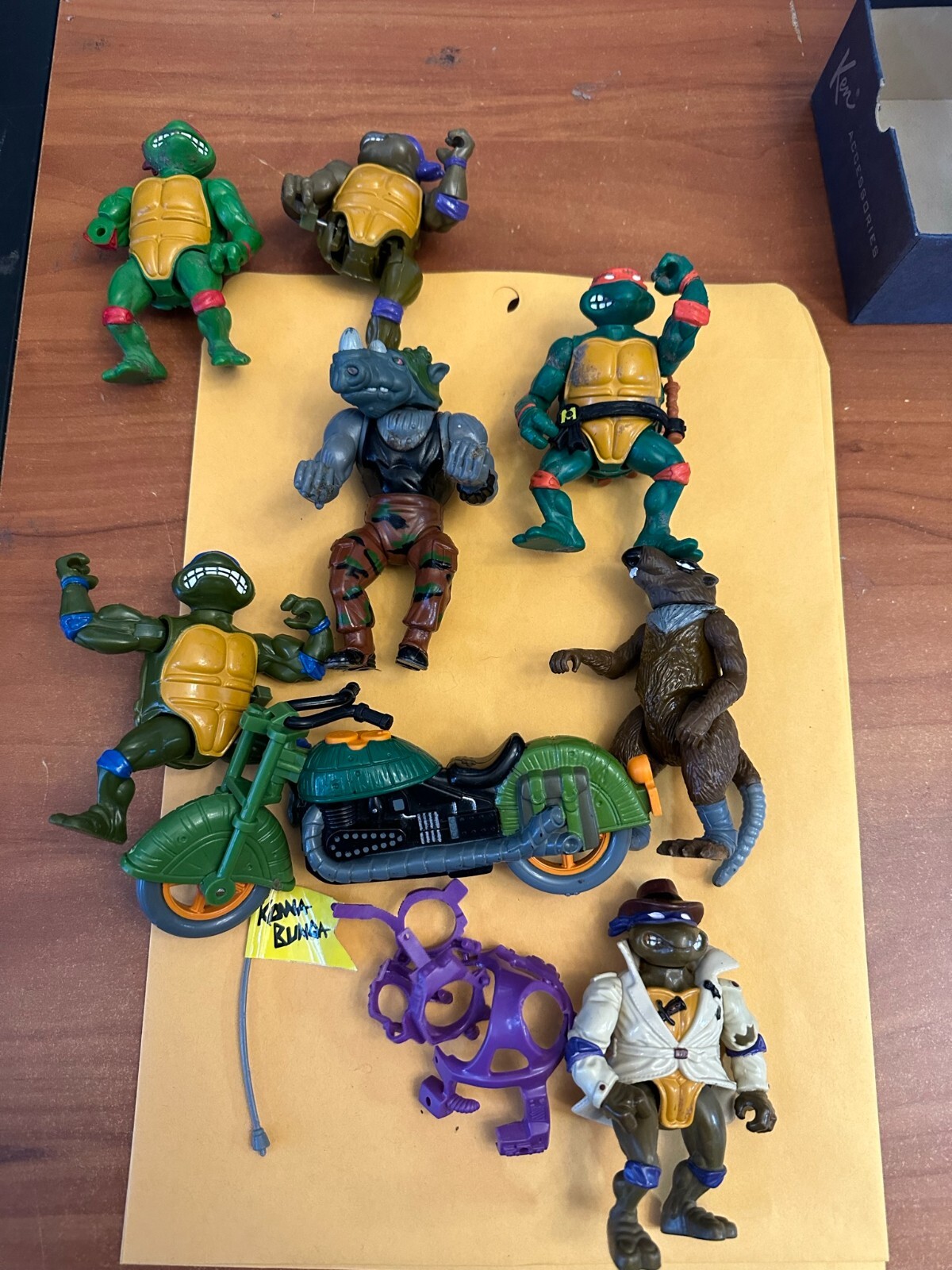Vintage Teenage Mutant Ninja Turtles Lot TMNT Figures and Motorcycle