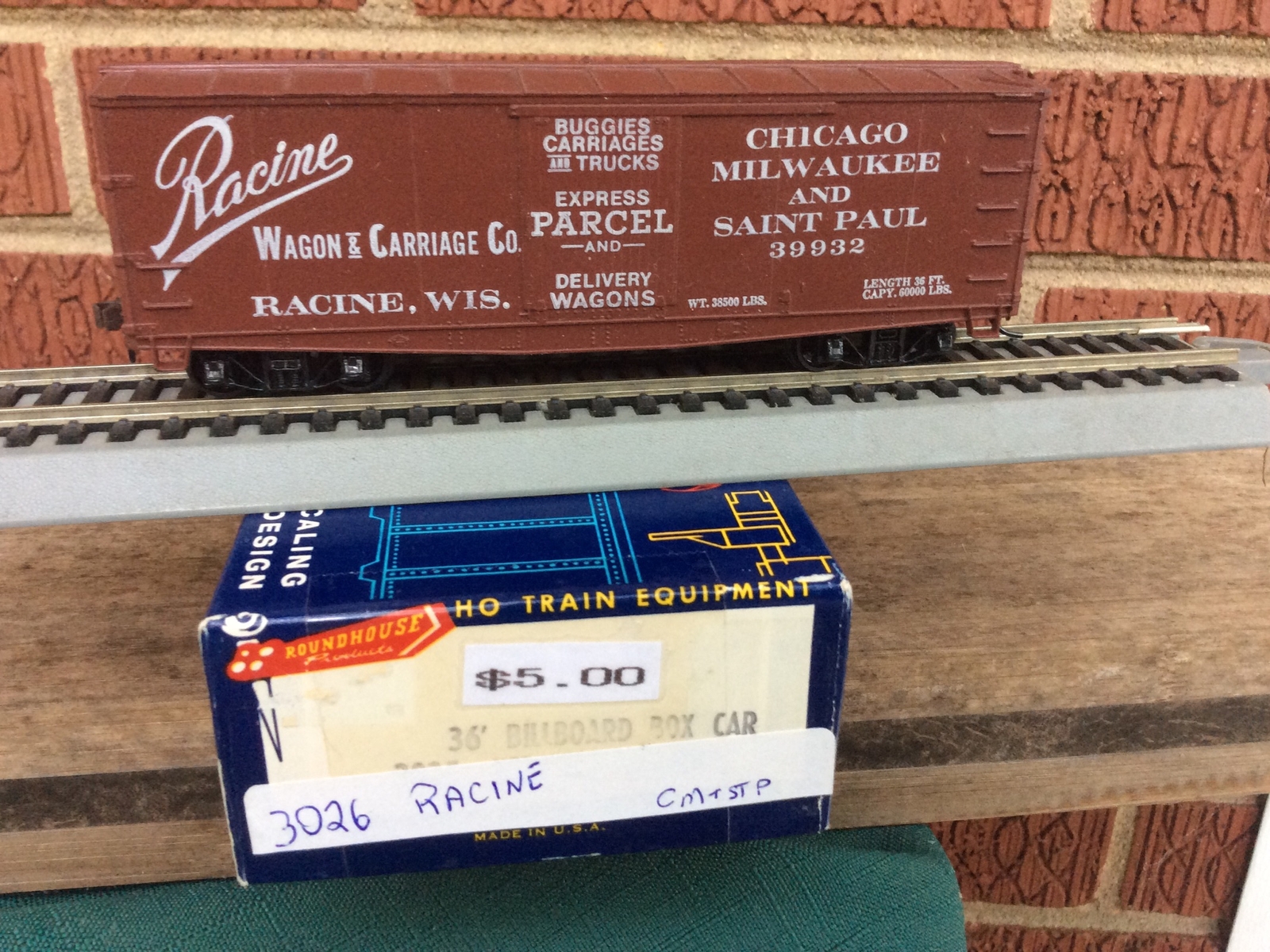 HO Scale Roundhouse 3026 Racine Wagons 36' Old Timer Billboard Boxcar ...