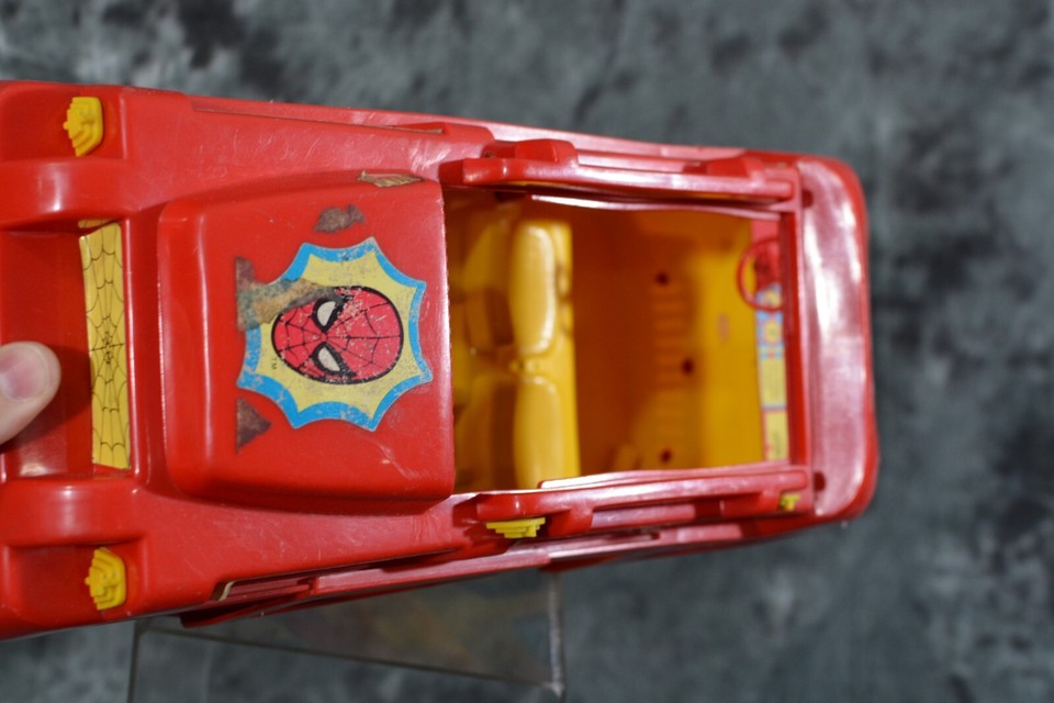 Vintage 1978 Empire Marvel Spider Man Mobile Crime Lab Van Mego Scale ...