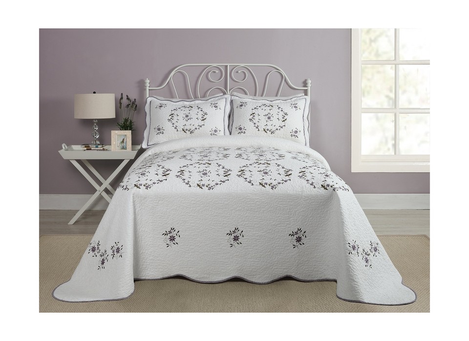 Modern Heirloom Gwen Bedspread - Queen,White,QUEEN 102X118'' QUEEN ...