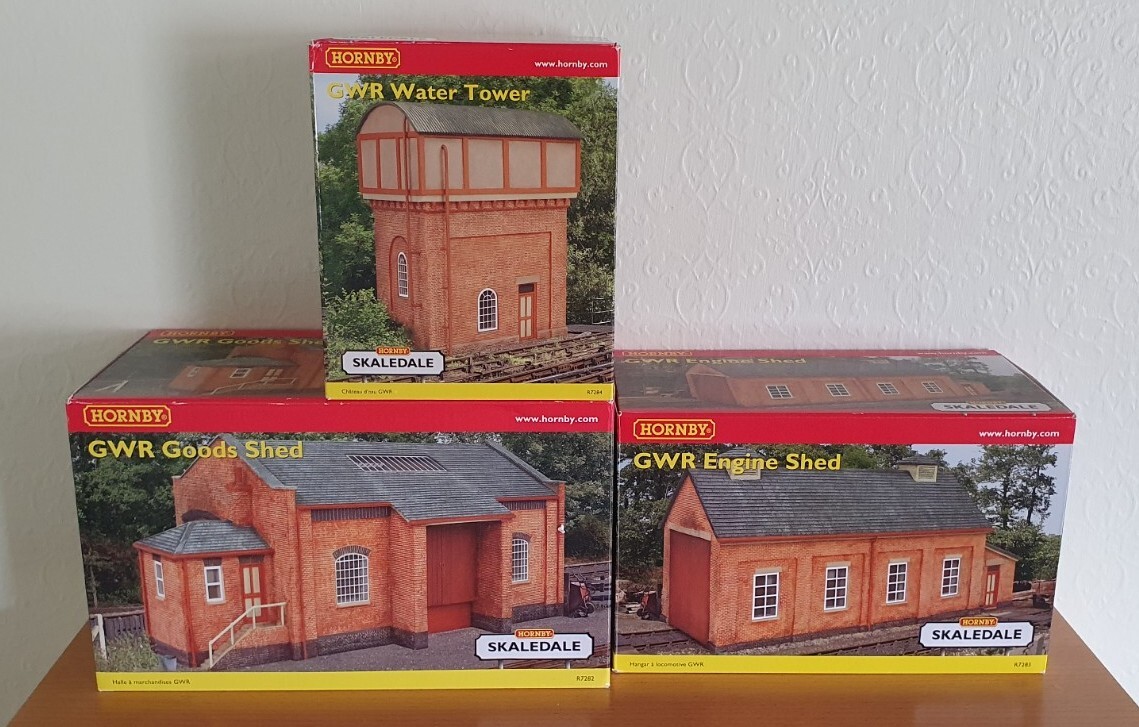 Hornby Skaledale R7284 GWR Water Tower :: Railway Models UK