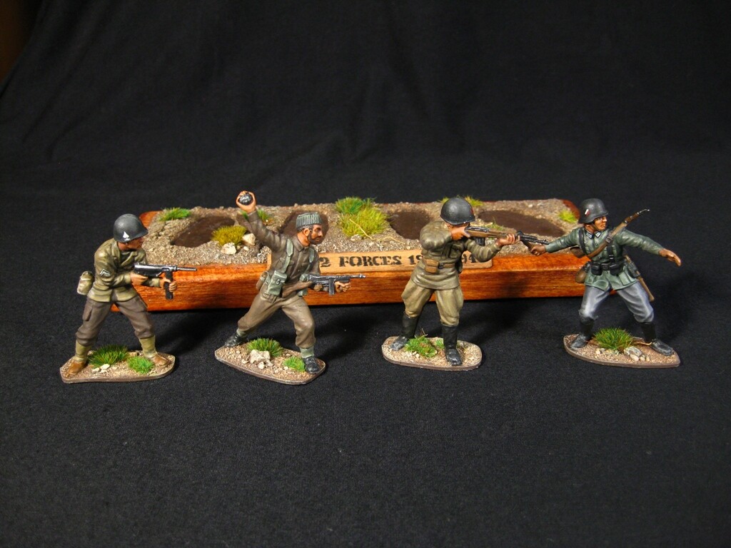 Custom Airfix display stand & WW2 figures, Hand painted 1:32, 54mm Toy ...