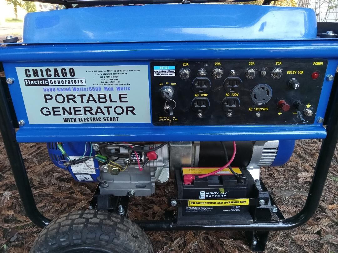 Chicago Electric Generators 5500 5500 Watt Inverter Generator Super