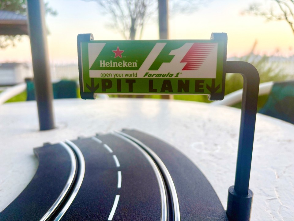 Carrera 1/24-1/32 track Pit Stop and Pit Lane Signs | eBay