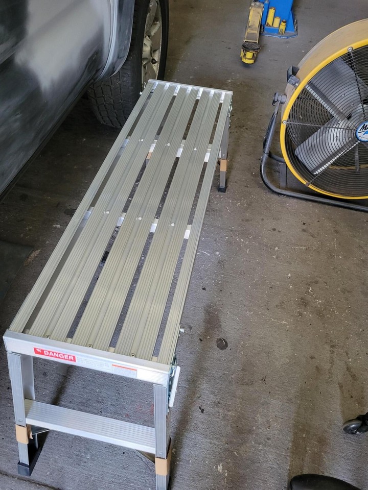 40 In. Lightweight Aluminum Work Platform Holds 225 Pounds Non slip ...