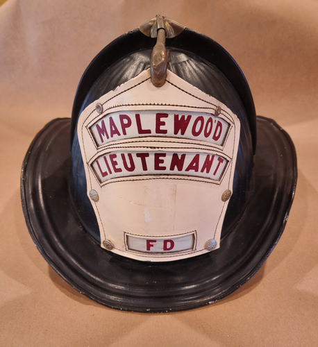VINTAGE CAIRNS & BROTHER FIRE HELMET LIEUTENANT MAPLEWOOD F.D. | eBay