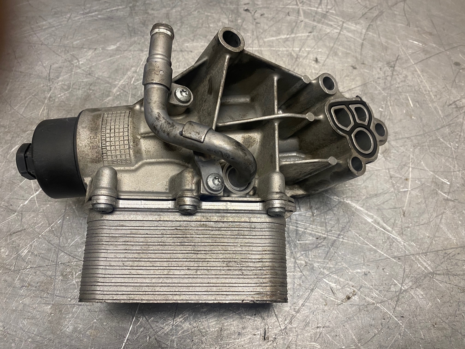 MERCEDES A CLASS A45 AMG 2.0 PETROL M133 OIL COOLER & HOUSING 2015 ...