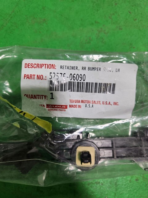 2012 2013 2014 Camry Rear Bumper Left Side Retainer OEM NEW 5257606090 ...