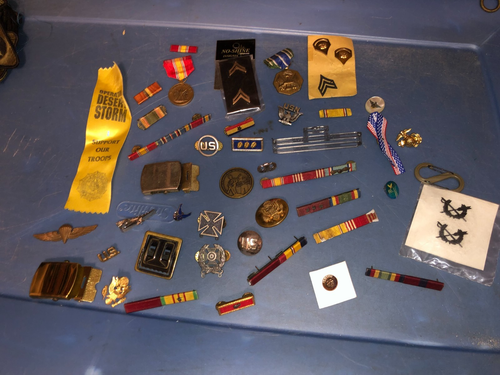 World War II To Current Era JUNK Drawer Lot Of US MILITARY Pins Ribbons ...