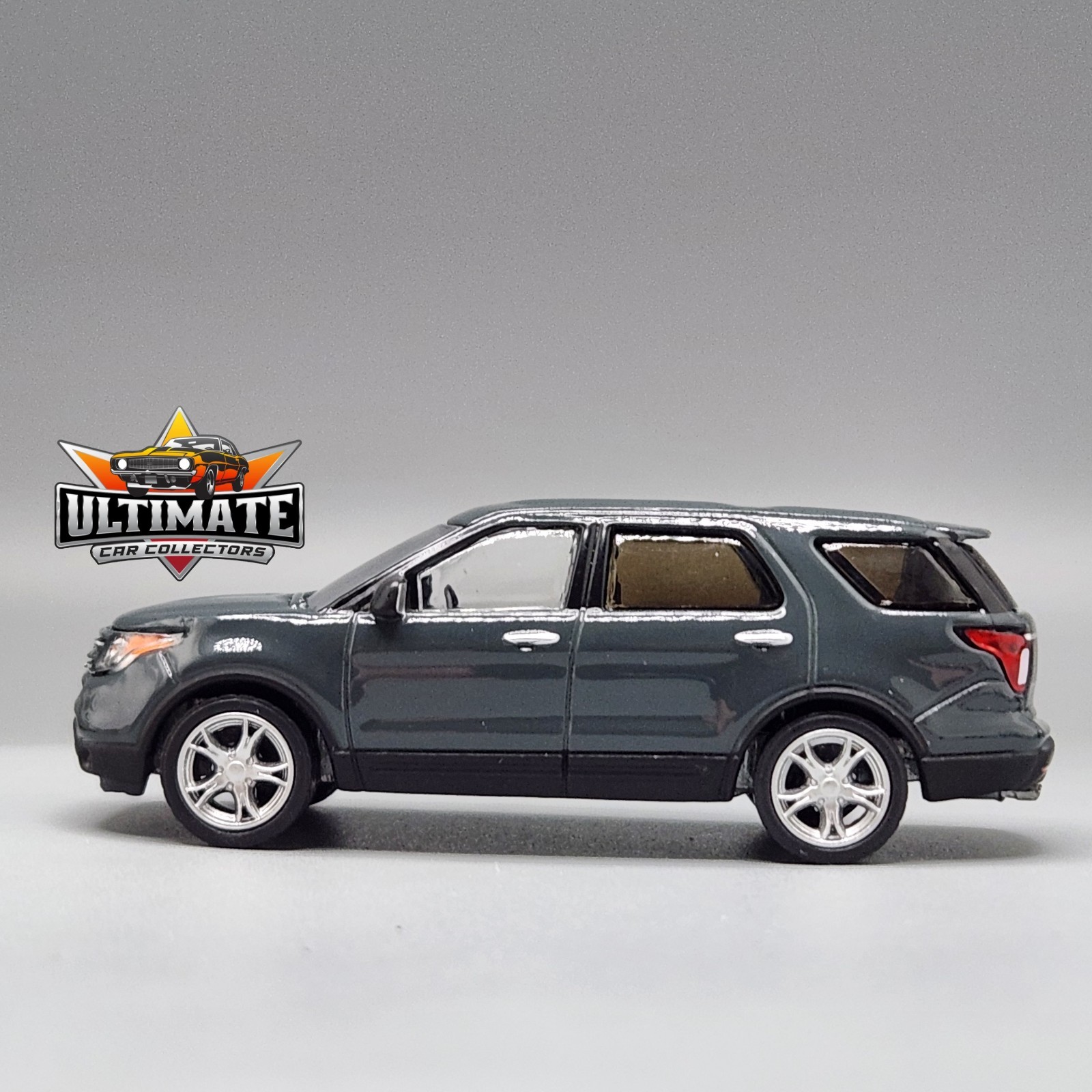 2015 15 Ford Explorer Collectible 1/64 Scale Diecast Model Collector ...