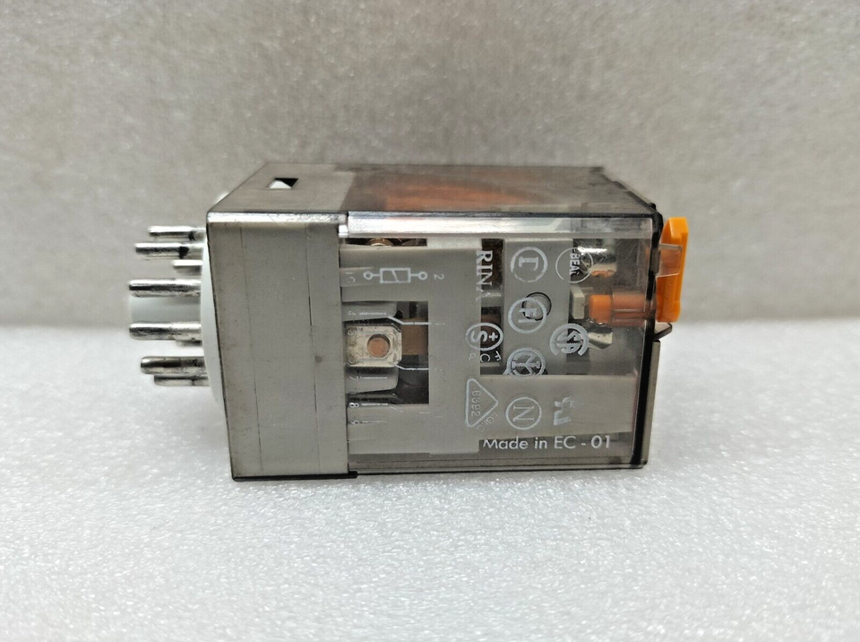 FINDER 60.13.8.024.0040 POWER RELAY 24VAC 10A -LOT OF 4 PCS | eBay
