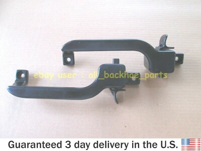 JCB BACKHOE - LH & RH LATCH HANDLE REAR WINDOW (PART NO. 331/28233 331/ ...