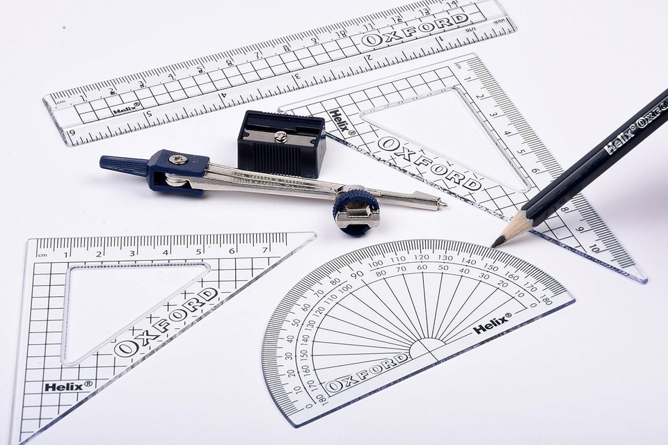 Helix Oxford Maths Set with Storage Tin - 10 Piece Maths Equipment Set ...