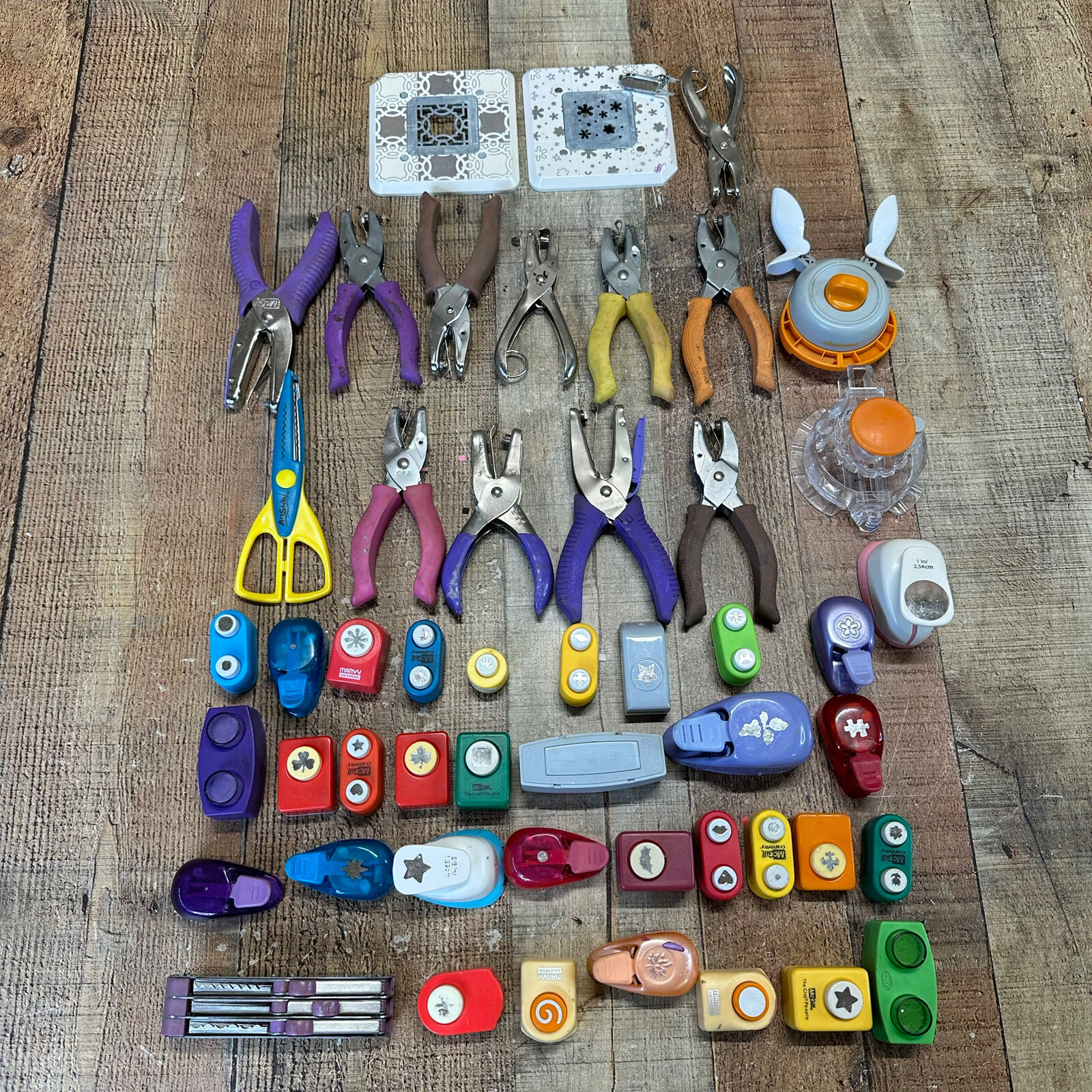 Paper Punches Craft Lot Of 50 Pieces Scrapbooking Crafting Punch Hole ...