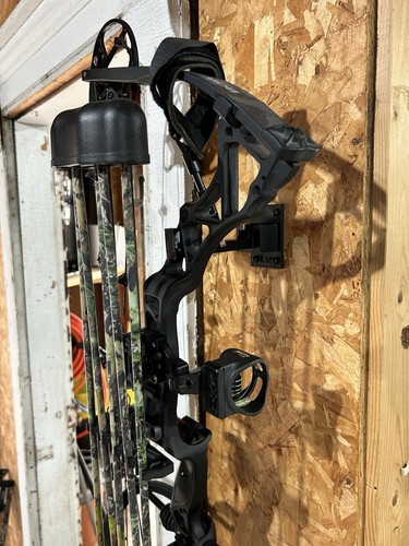 Bow Hanger. Universal Headrest And Wall Mount Combo. (Deer Hunting) | eBay