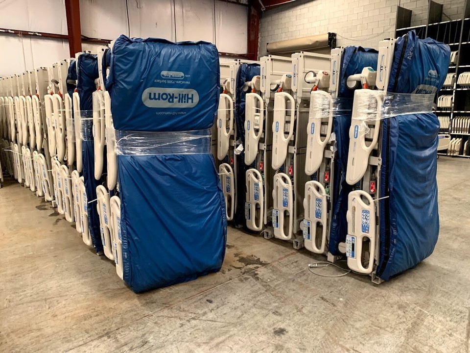 Hill Rom P3200 Versacare Bed with P500 Air Mattress | eBay