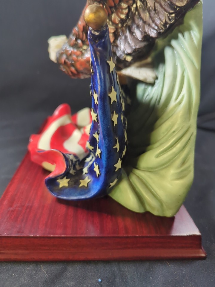 Montefiori Collections 21" Statue of Liberty & Bald Eagle American Flag ...