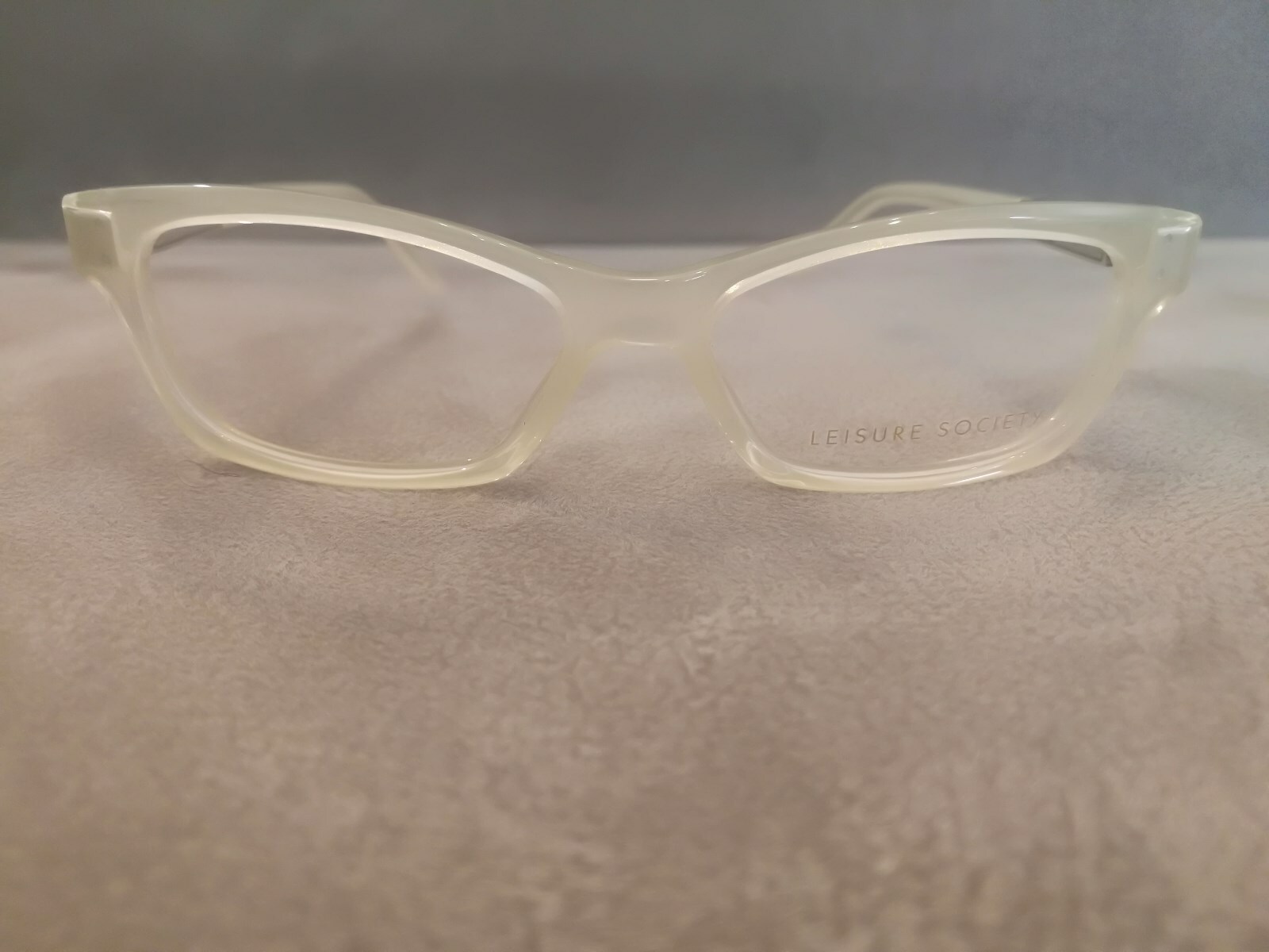 LEISURE SOCIETY Eyeglasses Frames Model COLOMBIA Color White Gold White ...