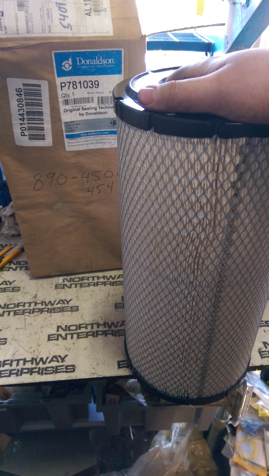 CASE 87682990 - Air filter cross reference