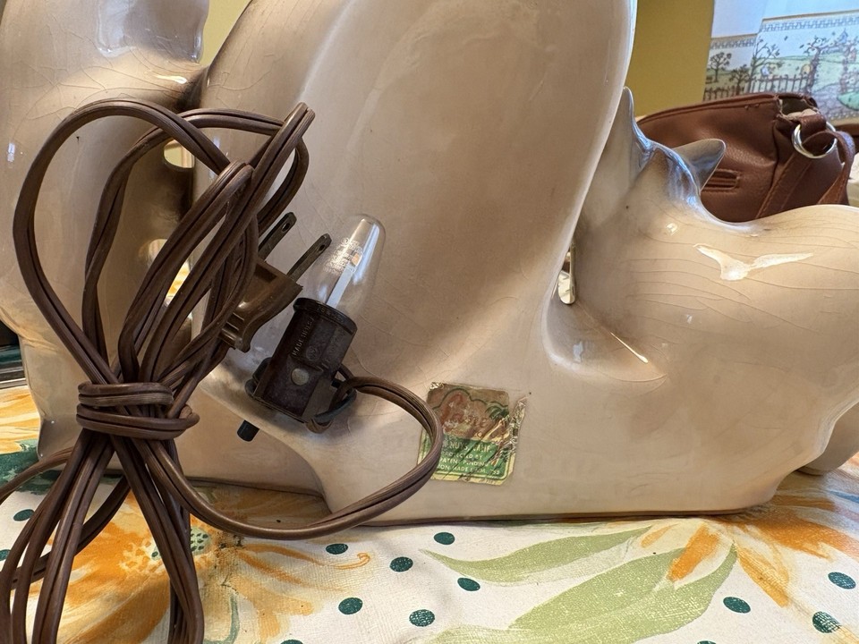 1950s Lane & Co. Van Nuys CA Blue-eyed Siamese Cat w/Kittens TV Lamp ...