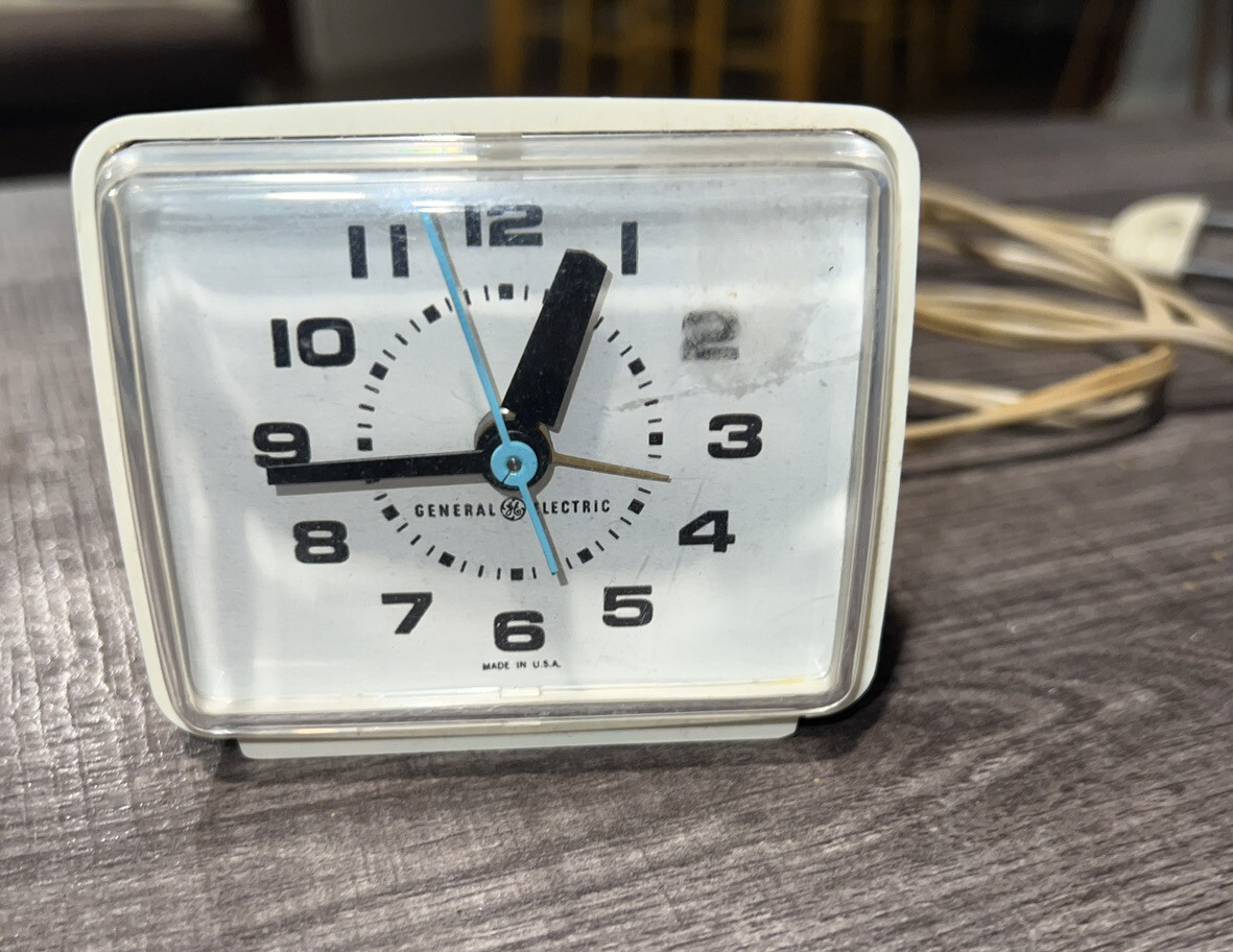 Vintage Working Ge General Electric Alarm Clock With Alabaster