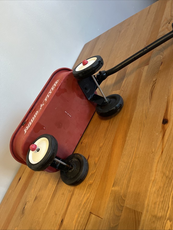 Mini Radio Flyer Red Wagon Small 32cm Child’s Pull Along Toy Festival ...