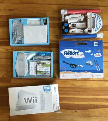 VINTAGE Nintendo Wii Console 2007 BRAND NEW NEVER USED MINT Sports ...