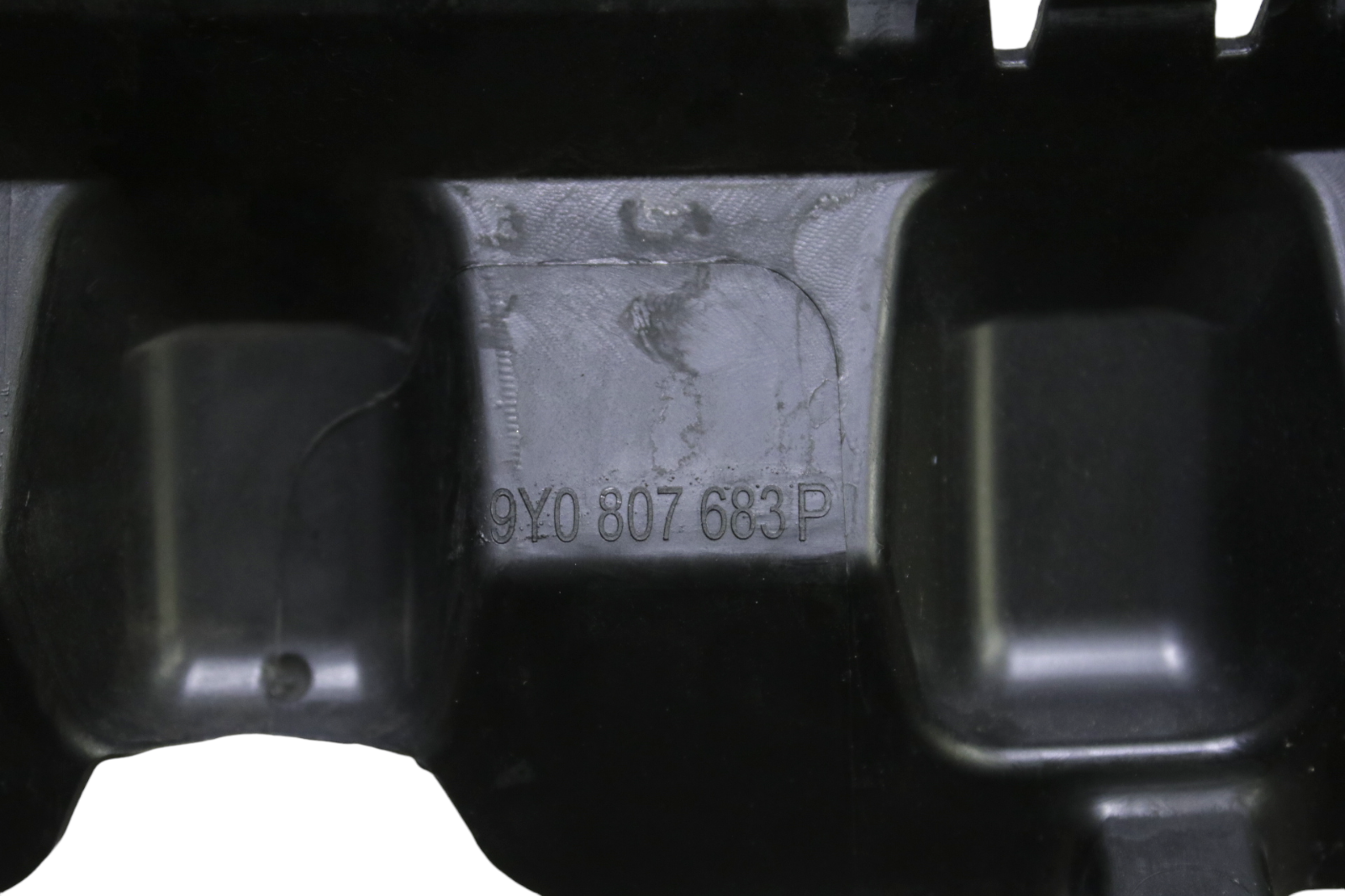 Porsche Cayenne Grille 2018 2019 Center Upper 9Y0807683P OEM for sale ...